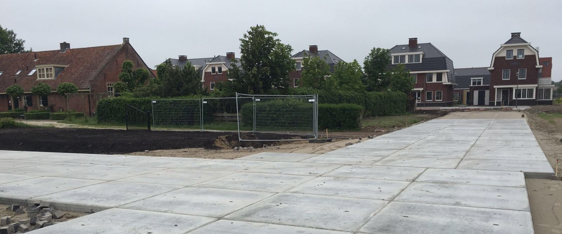 Is een plaat beton of cement?
